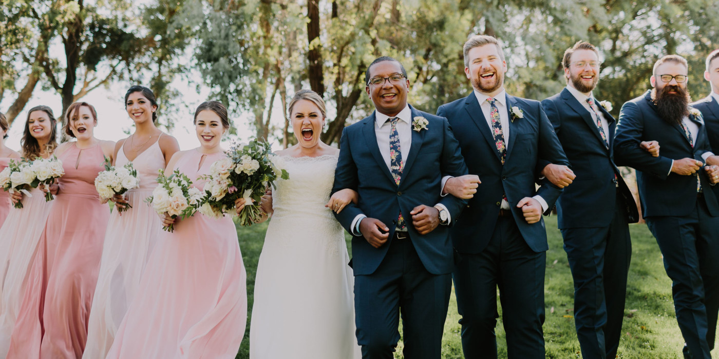 Wedding Day Group Portraits Guide - Let's Frolic Together